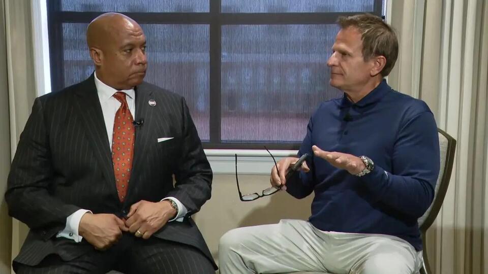 Lou goes 1 on 1 with Kevin Warren - NewsBreak