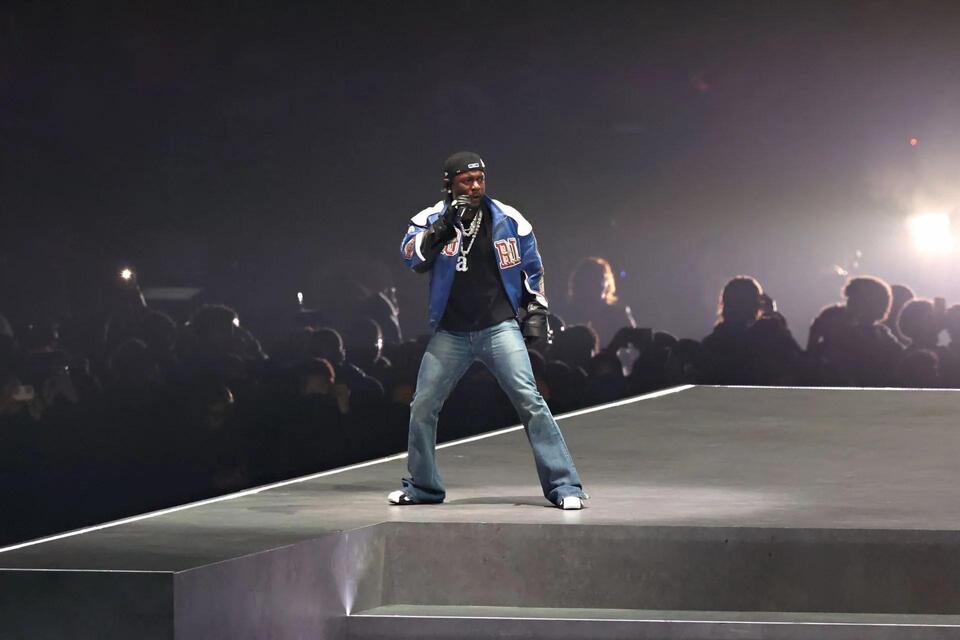 12 hilarious memes as fans roast Kendrick Lamar’s Super Bowl half-time ...