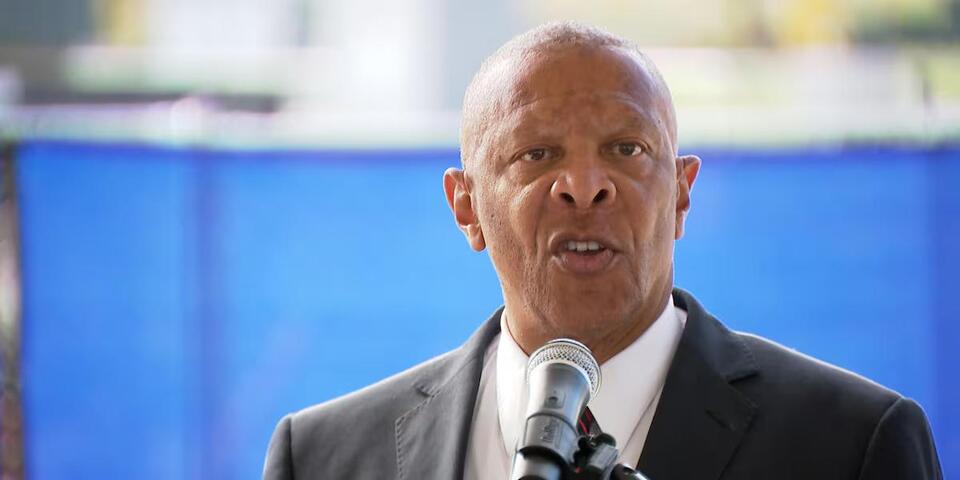 Omaha mayor schedules town hall meetings - NewsBreak