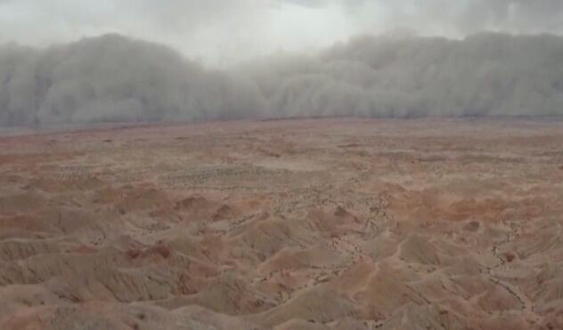 Massive sandstorm blotted out the sun in one Chinese province - NewsBreak