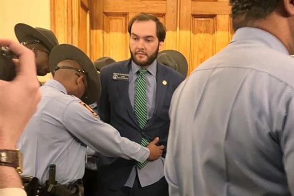 Georgia senator arrested at state capitol during governor’s speech ...
