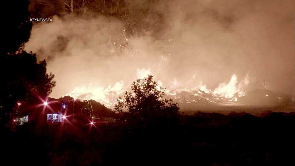 Firefighters Contain Pacoima Brush Fire - NewsBreak