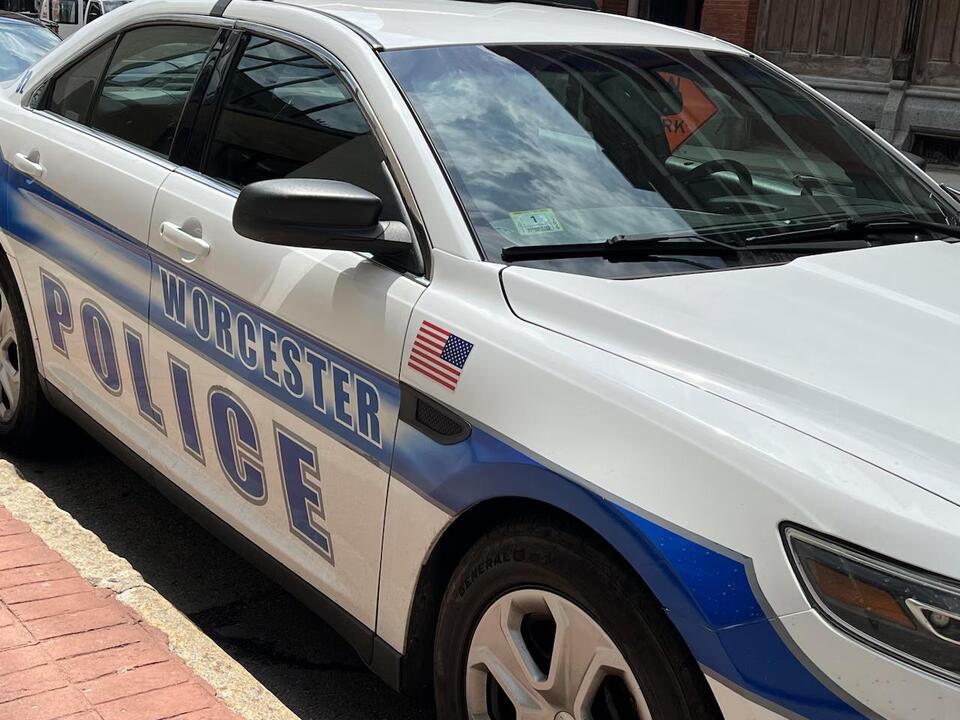 Gunshot grazed head of 21-year-old in Worcester - NewsBreak