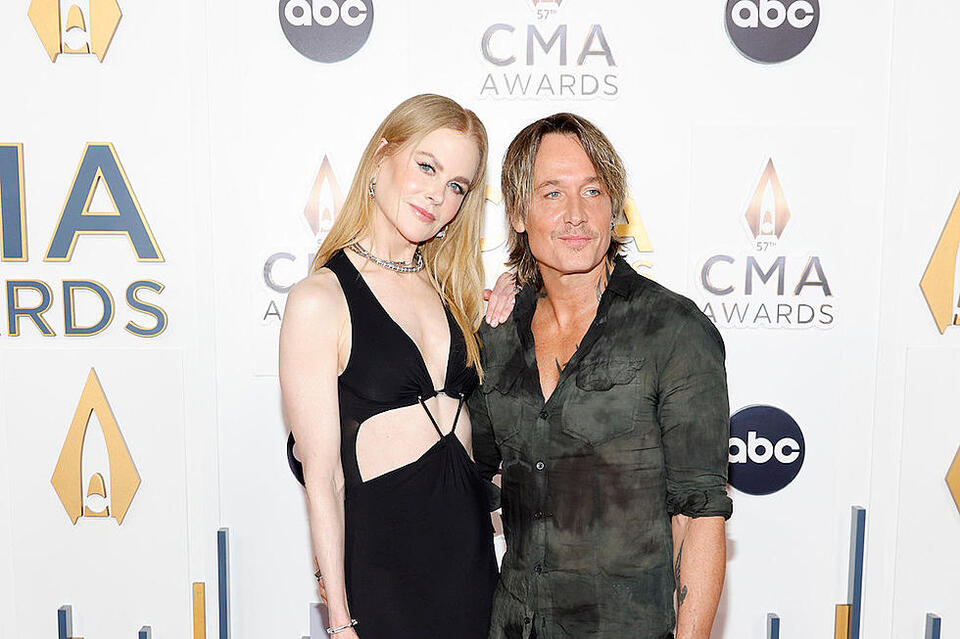 Keith Urban + Nicole Kidman Were All About the Details on the CMAs ...