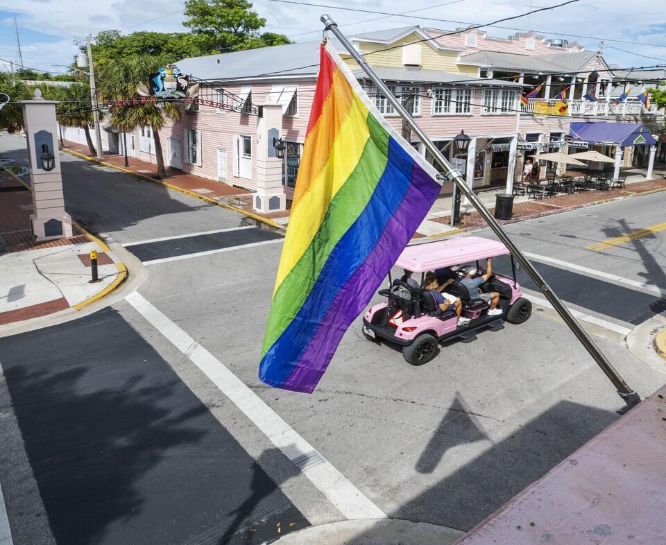 FDOT removes Key West's iconic Duval Street rainbow crosswalks - NewsBreak