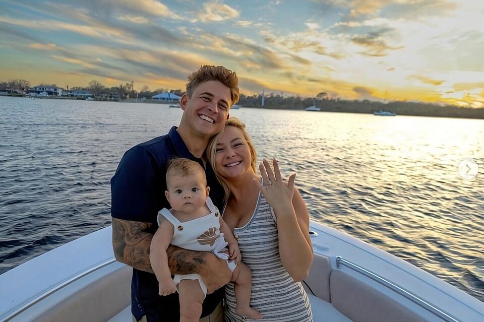 Siesta Key Alum Amanda Miller Shares Engagement News - NewsBreak