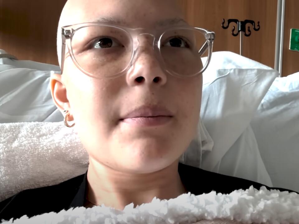 Isabella Strahan Gives Candid Look at Effects of Cancer Treatment in ...