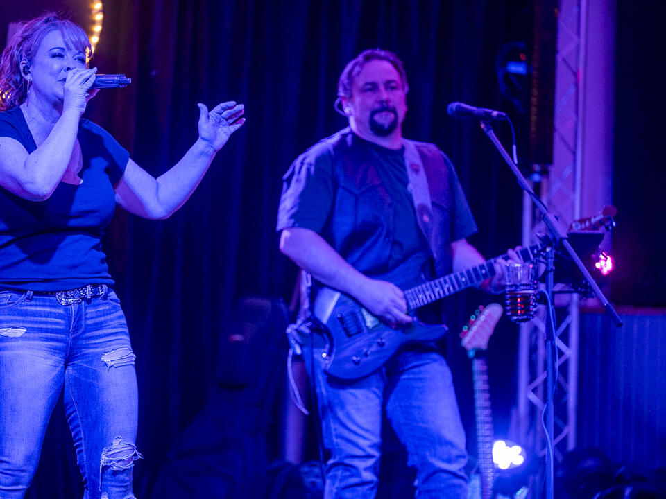 Bar None, in First LBI Appearance, Brings High Energy to Joe Pop’s