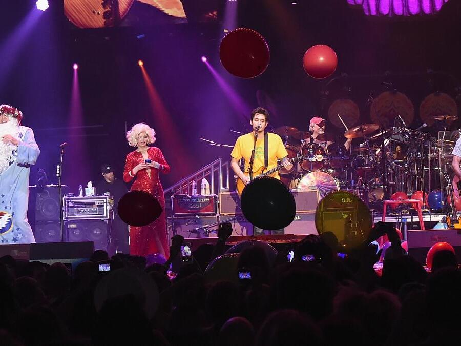 Grateful Dead Members Pay Tribute to Bill Walton: “Biggest Deadhead in ...