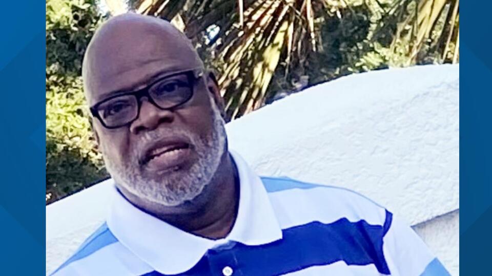 Bus driver suffers deadly heart attack, saves passengers before ...