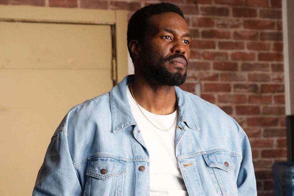 “Wonder Man” Ending Explained: Did Simon's Secret Get Out? - NewsBreak