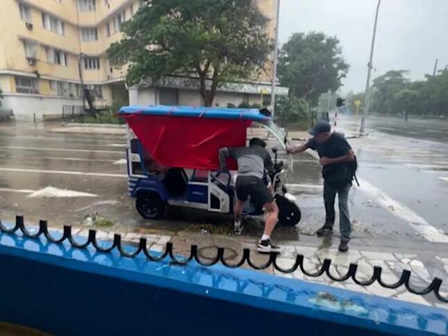 Cuba's power grid collapses as Hurricane Rafael lashes the island