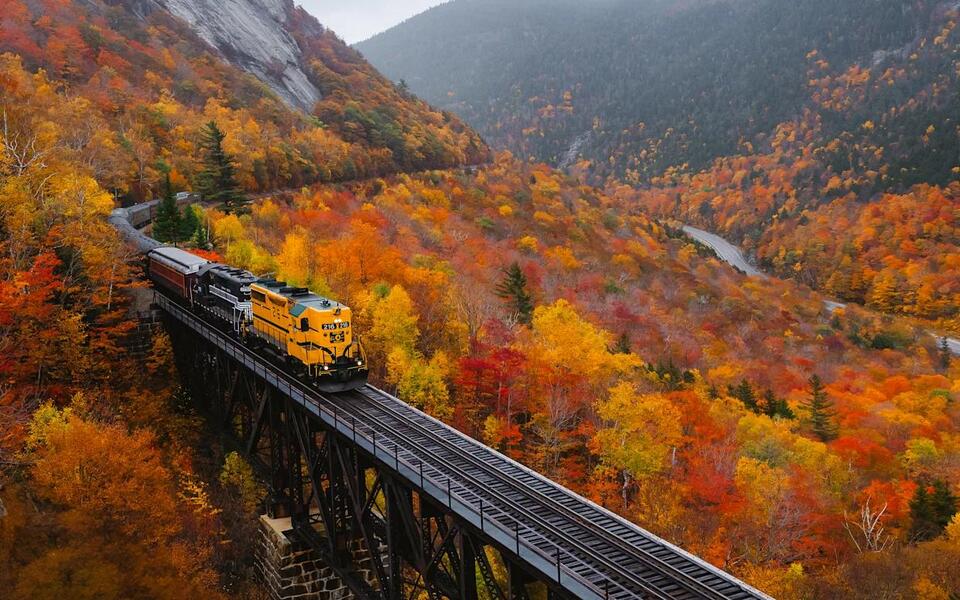 7 Fall Train Rides That Take You Through America’s Most Beautiful ...