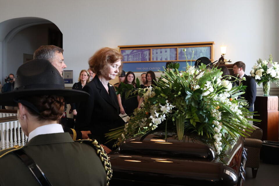 Floridians mourn both Bob Graham and a kinder era in state politics ...