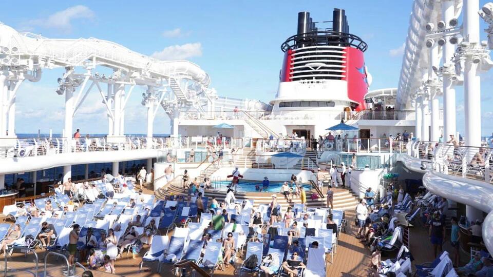 Disney Cruise Line Rolls Out Stricter Rules for Alcohol, Decorations ...