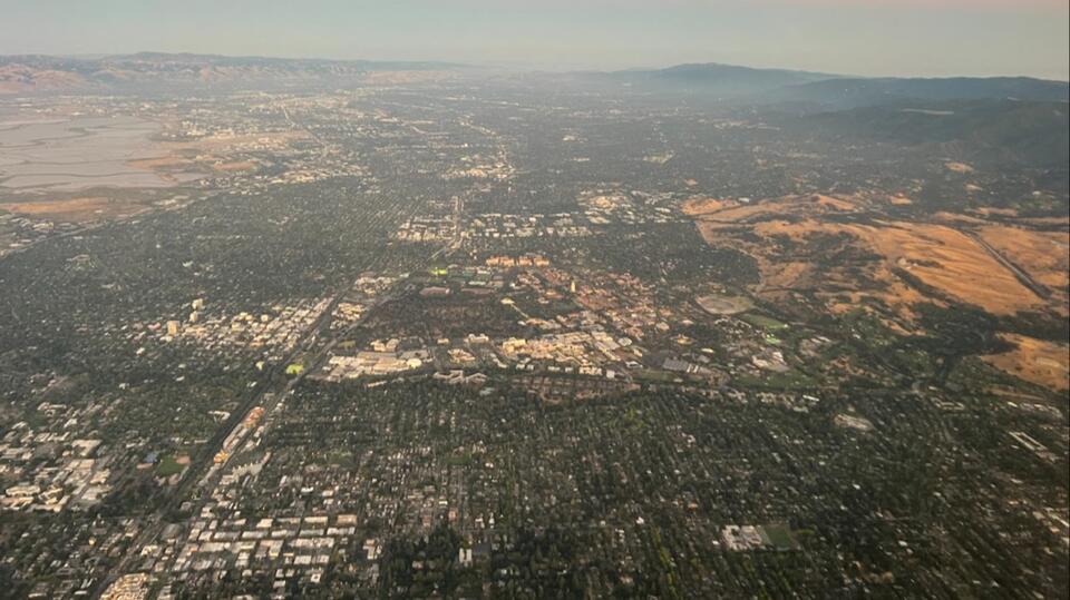 New Data Reveals California's #1 Richest Town - NewsBreak