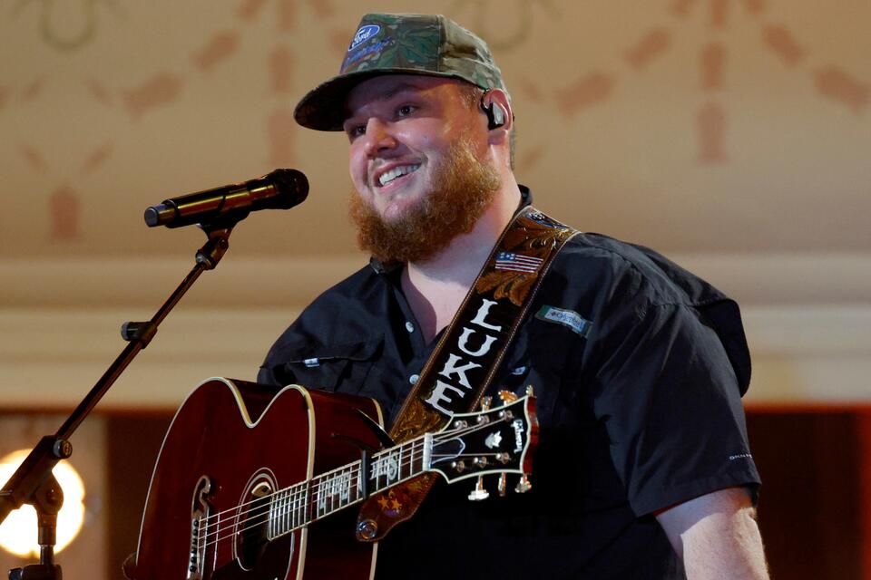 Luke Combs Explains Meaning Behind ‘Whoever You Turn Out to Be' - NewsBreak