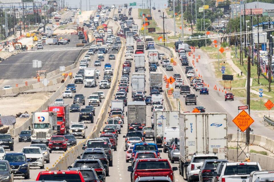 Texas Traffic Fatalities Significantly Up From A Decade Ago - NewsBreak