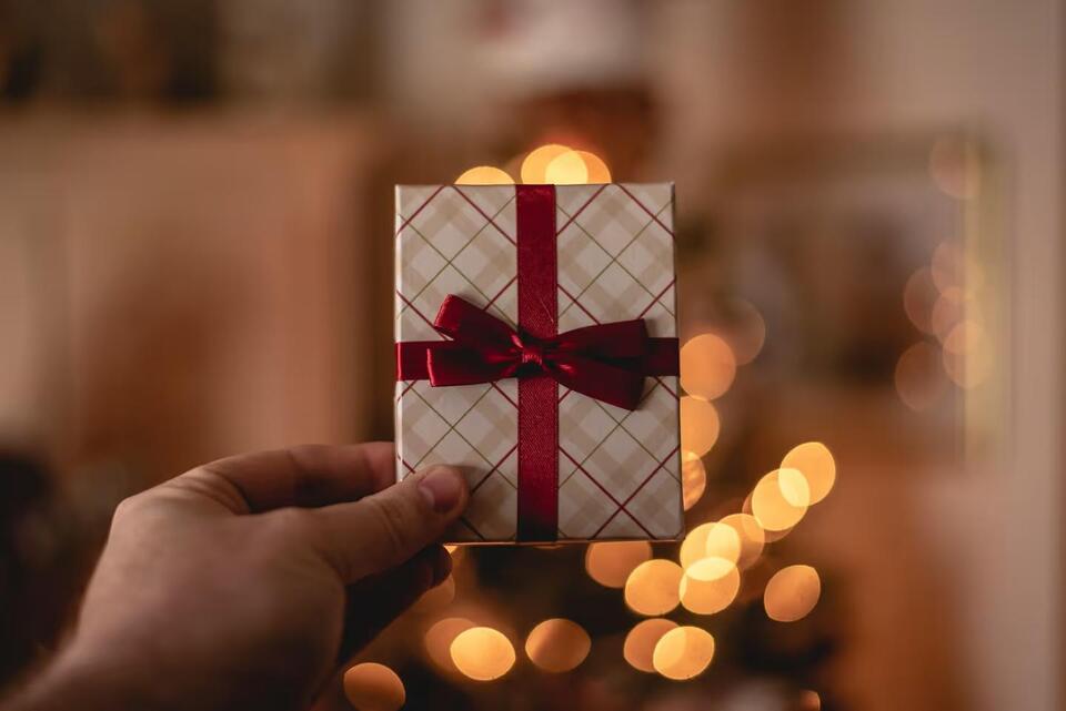 WalletHub Releases Best Gift Cards List For 2025 - NewsBreak