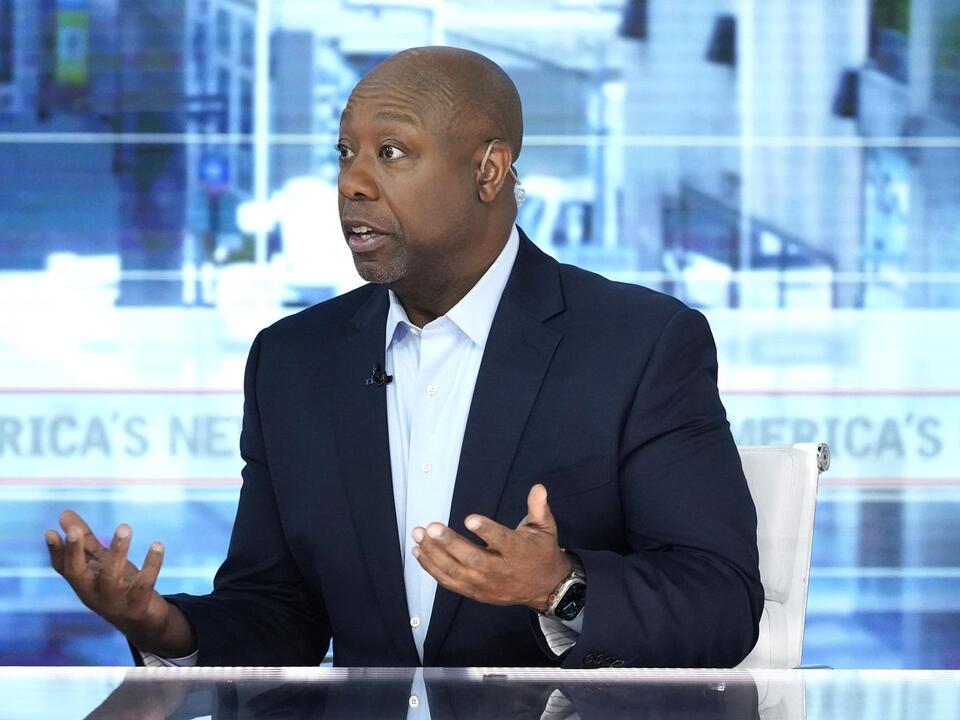 CNBC Journalists Crack Up as Tim Scott Tries to Explain Trump Tariffs