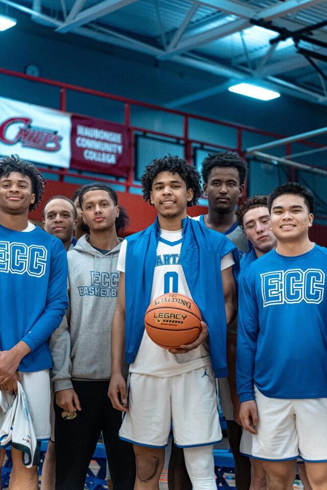 Men’s basketball player reaches 1,000 career points - NewsBreak