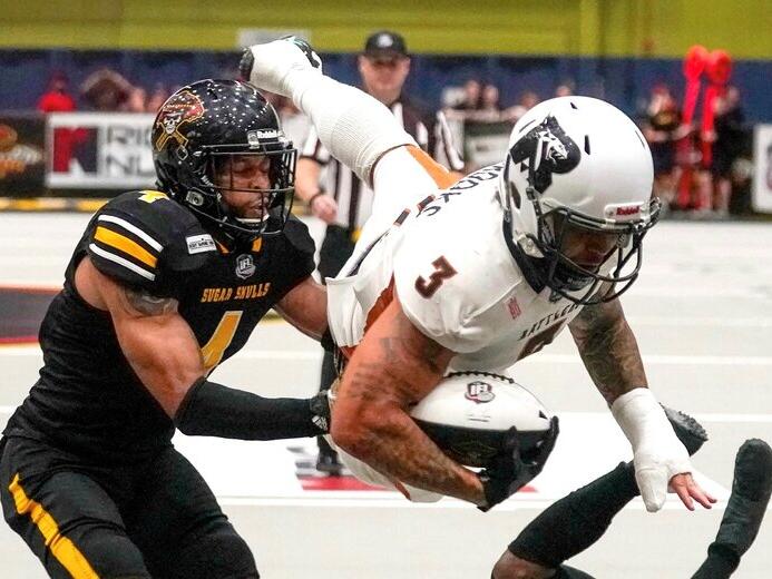 Rattlers crack Sugar Skulls 38-32