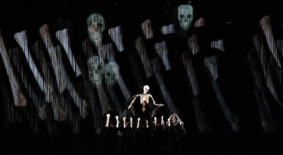 Dead as a Dodo Takes Flight in El Paso: Acclaimed puppet musical brings ...