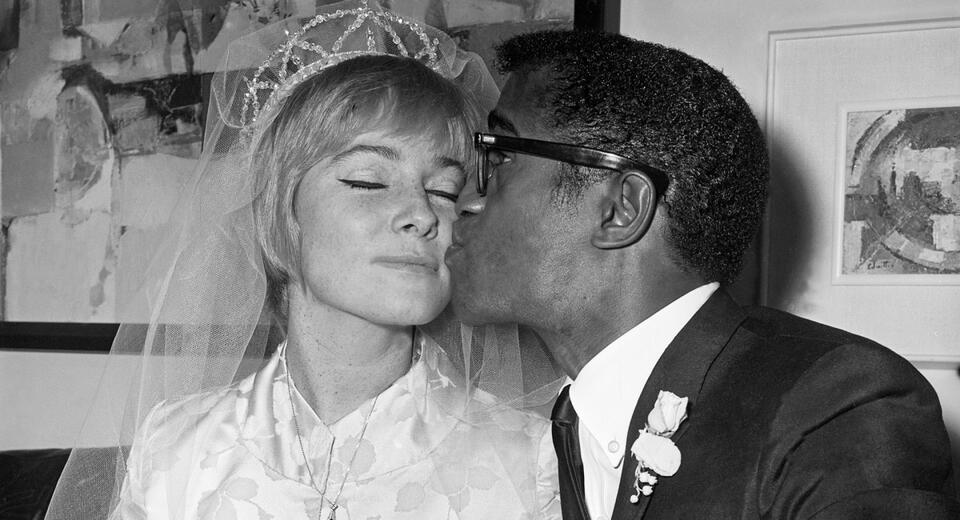 Sammy Davis Jr.’s Wife and 'Blue Angel' Star May Britt Dies at 91 ...