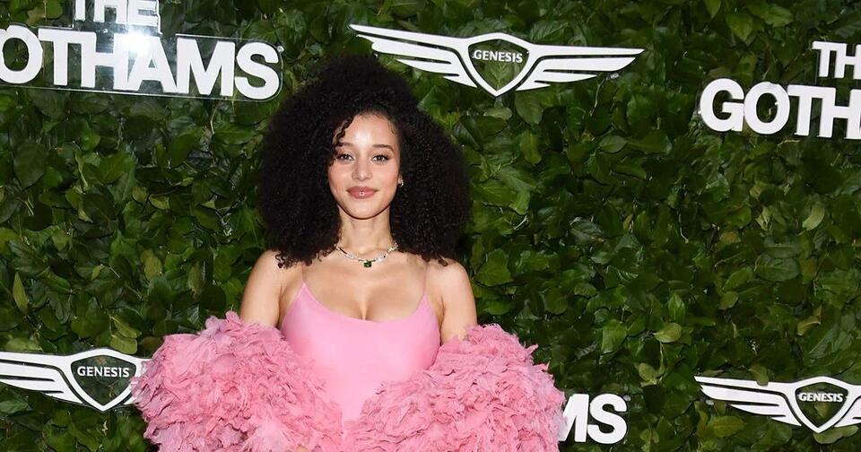Chase Infiniti Wore Louis Vuitton To The 2026 Gotham Awards - NewsBreak