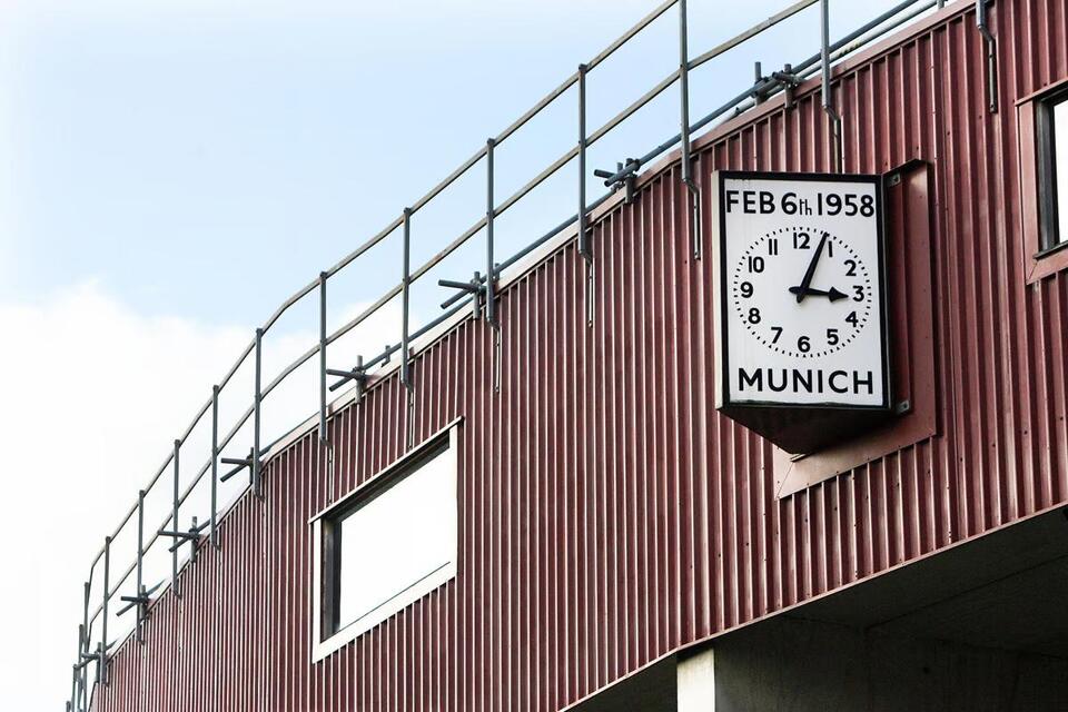Munich Air Disaster: The plane crash that killed Manchester United ...