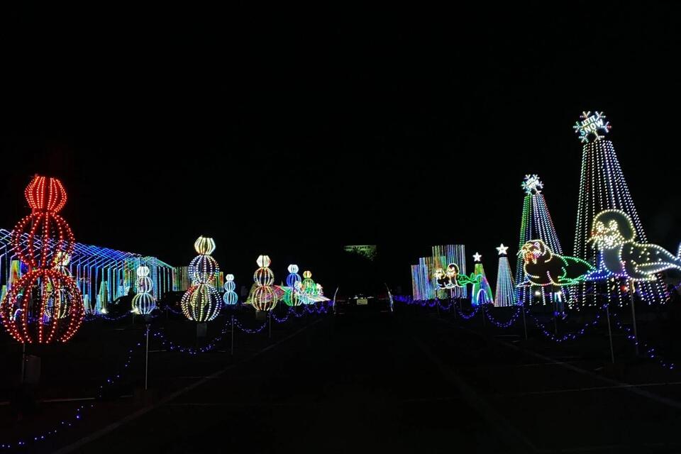 Celebrate the Magic of the Season at the Maine Celebration of Lights ...