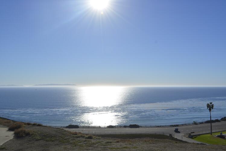 Take advantage of Saturday sun in Milan - NewsBreak