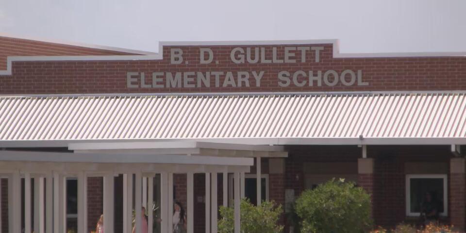 Local teacher accused of grooming student - NewsBreak