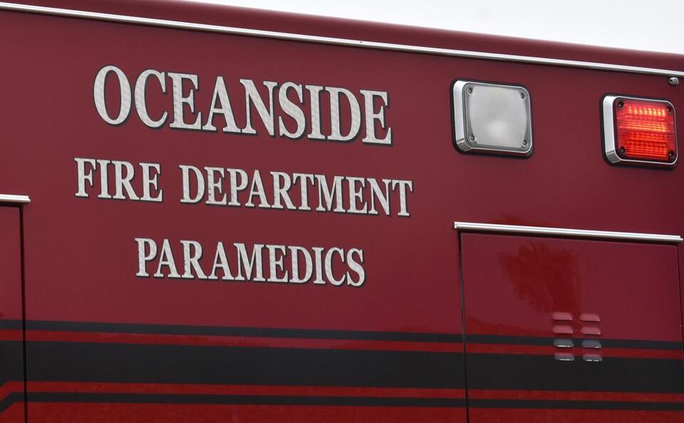 Oceanside lifeguards rescue five swimmers in near-drowning incident ...