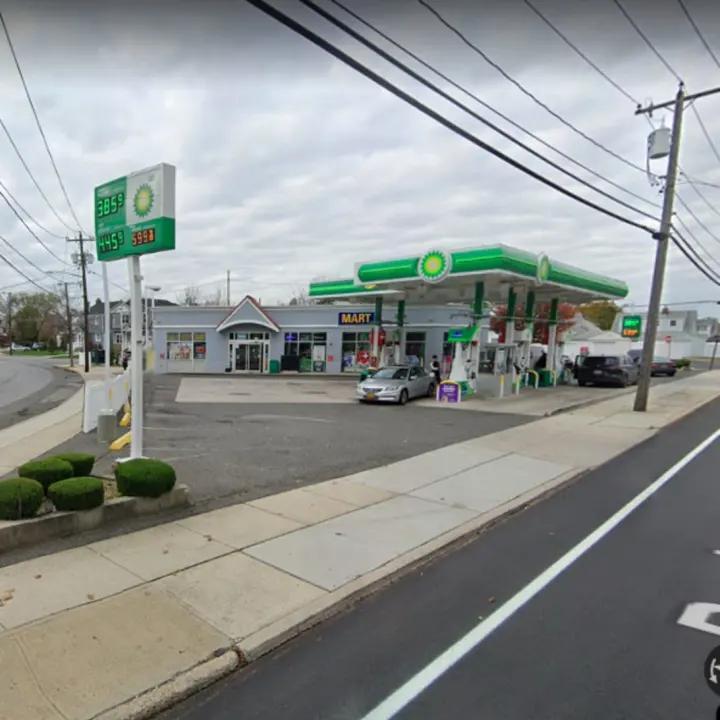 Suspect On Loose After Attempted Robbery At Valley Stream Gas Station ...