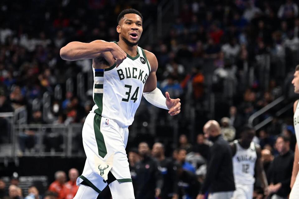 Bucks Predicted To Trade for $70,950,000 Guard To Develop ‘Two-Man ...