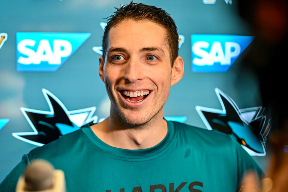 Devin Cooley Says Sharks Goalie Coach 'Revolutionized' His Game; Gives ...