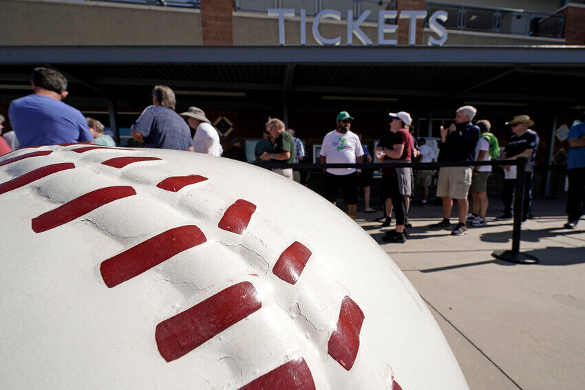 Spring training schedules announced for Mariners, Padres at Peoria ...