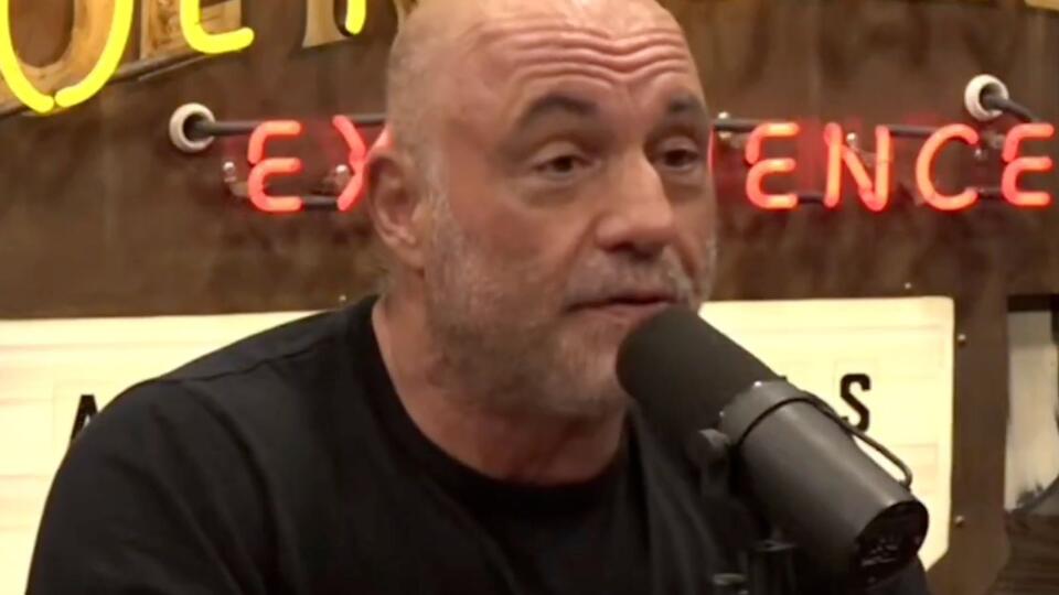 Joe Rogan Returns to UFC 322 Commentary as Full Broadcast Team Is ...