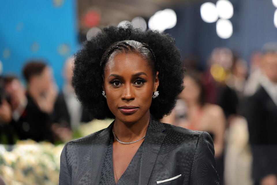 From ‘Awkward Black Girl’ to Mogul: Inside Issa Rae’s $20M Net Worth ...