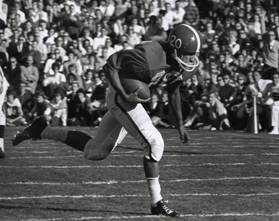 All-American, Super Bowl-winning coach Sherman Lewis dies - NewsBreak