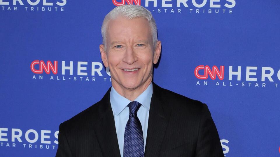 What Is Anderson Cooper’s Net Worth? How the Journalist and TV Host ...