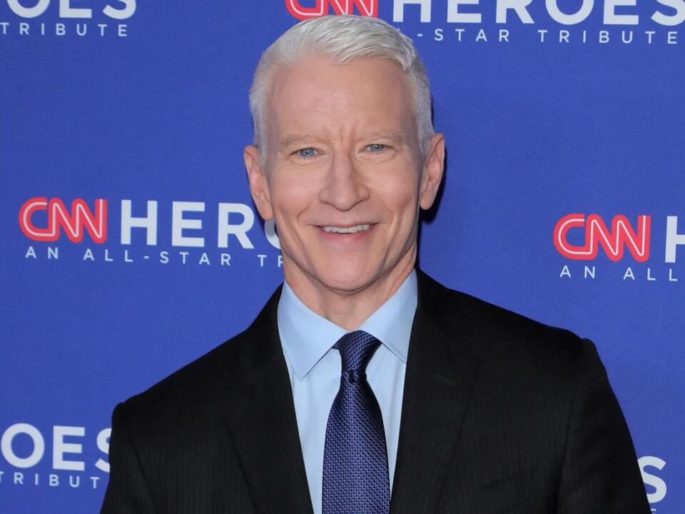 What Is Anderson Cooper’s Net Worth? How the Journalist and TV Host ...