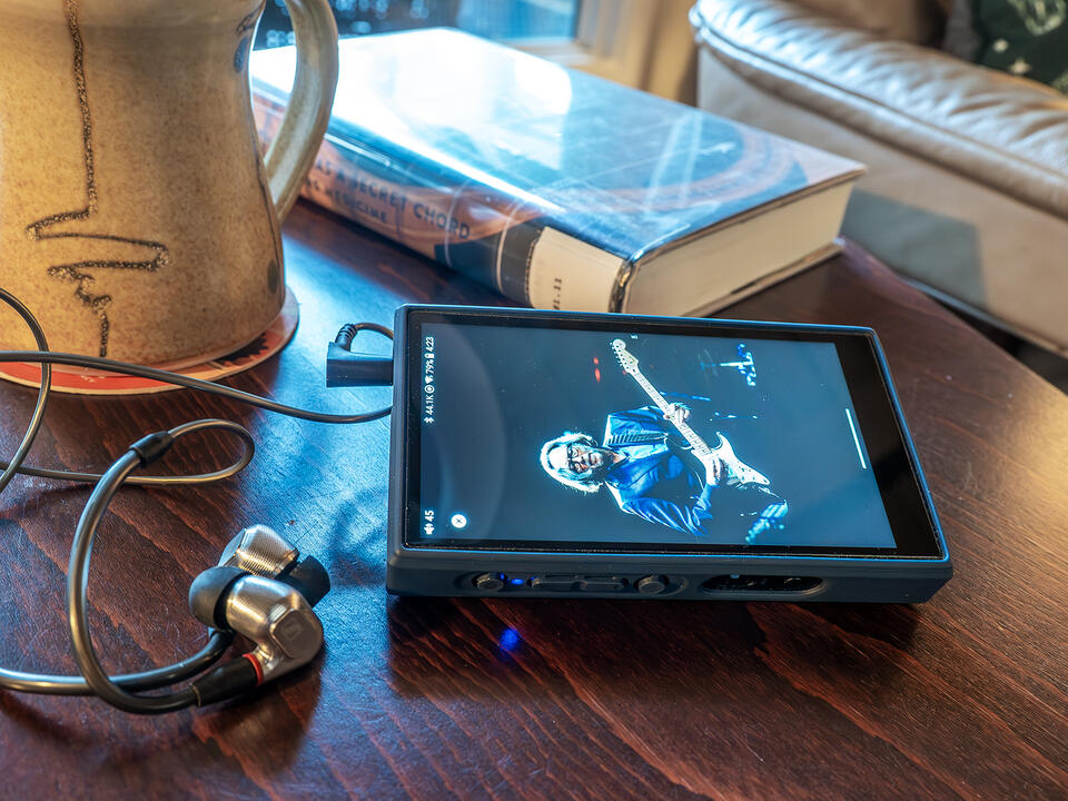 FiiO M21 Portable High-Res Lossless Music Player Preview - NewsBreak