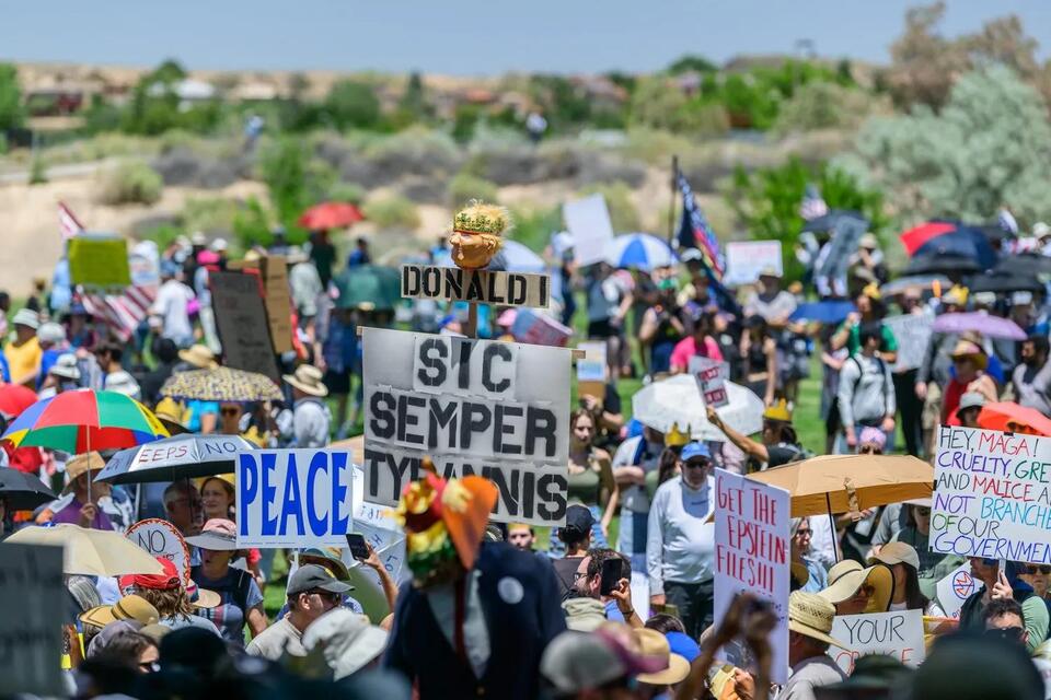 Thousands expected at Albuquerque ‘No Kings’ protest Saturday - NewsBreak