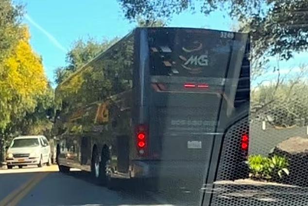 Montecito millionaires fuming as tour bus invades stunning hidden gem ...