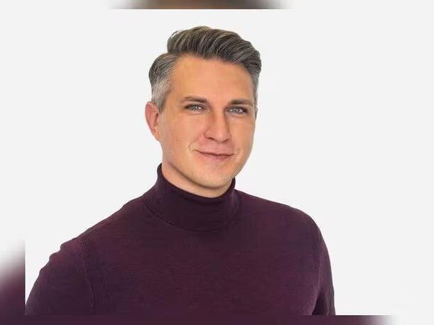 ‘Barbie’ star Margot Robbie produces Dayton native’s new musical ...