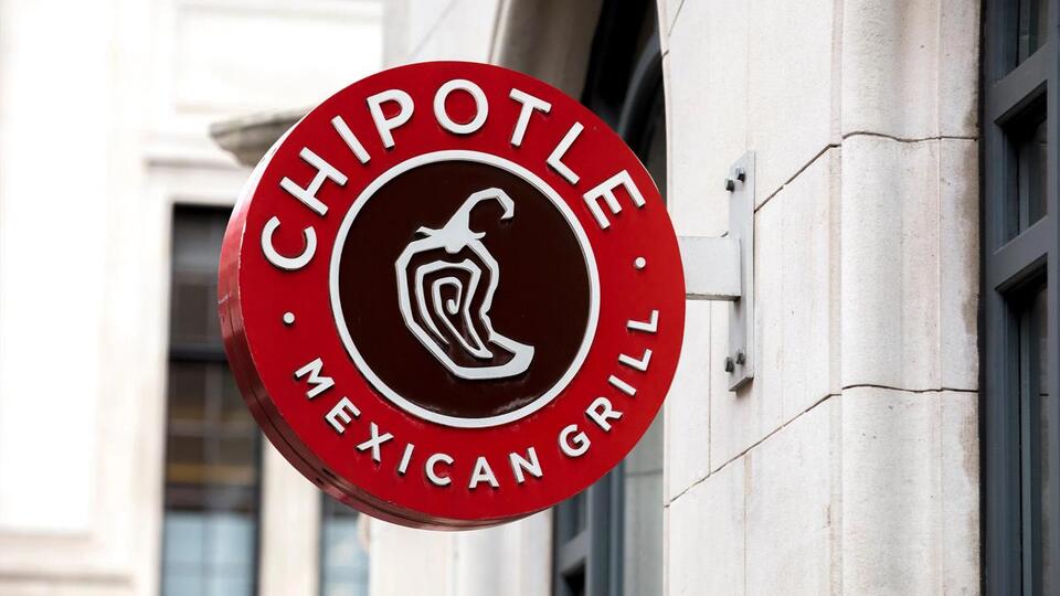 Chipotle Ramps Up Recruitment for ‘Burrito Season’: 19,000 Jobs Open ...