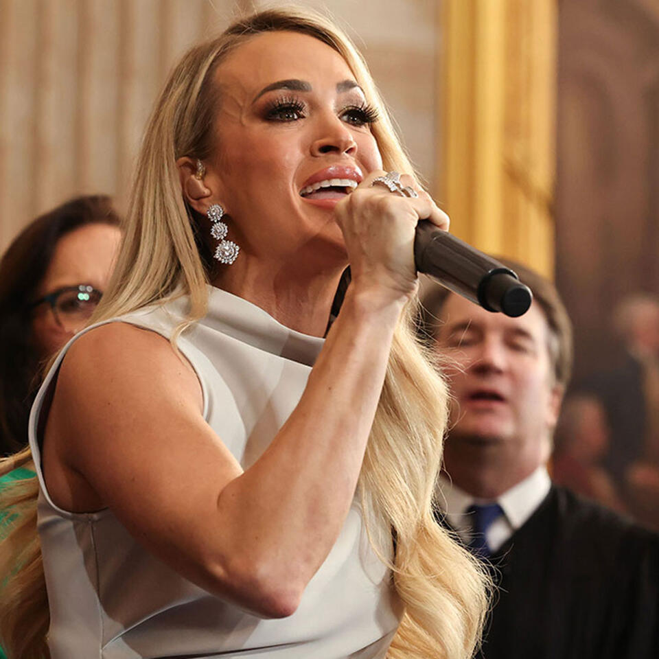 Carrie Underwood Reportedly ‘Furious’ Over Lack Of ‘Respect’ For Her ...