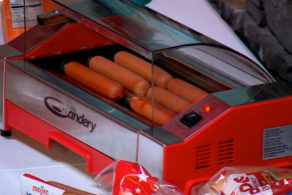 Maitlynn’s Hot Dog Roller Is the Real Star of the Show - NewsBreak